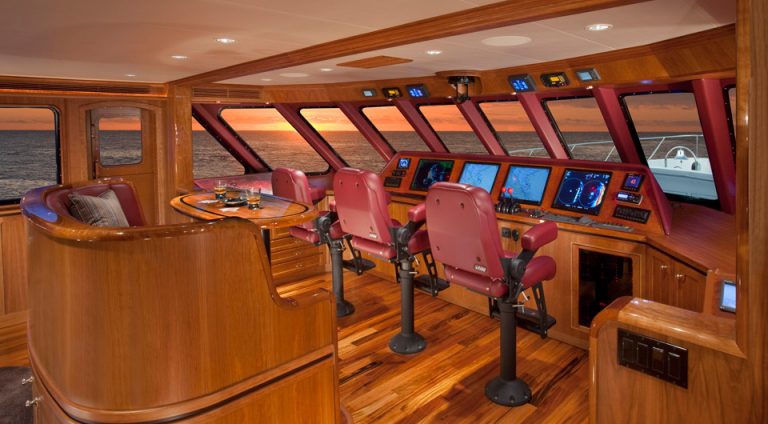 Helm Seats And Luxury Boat Chairs | STIDD Ergonomic Marine Seating